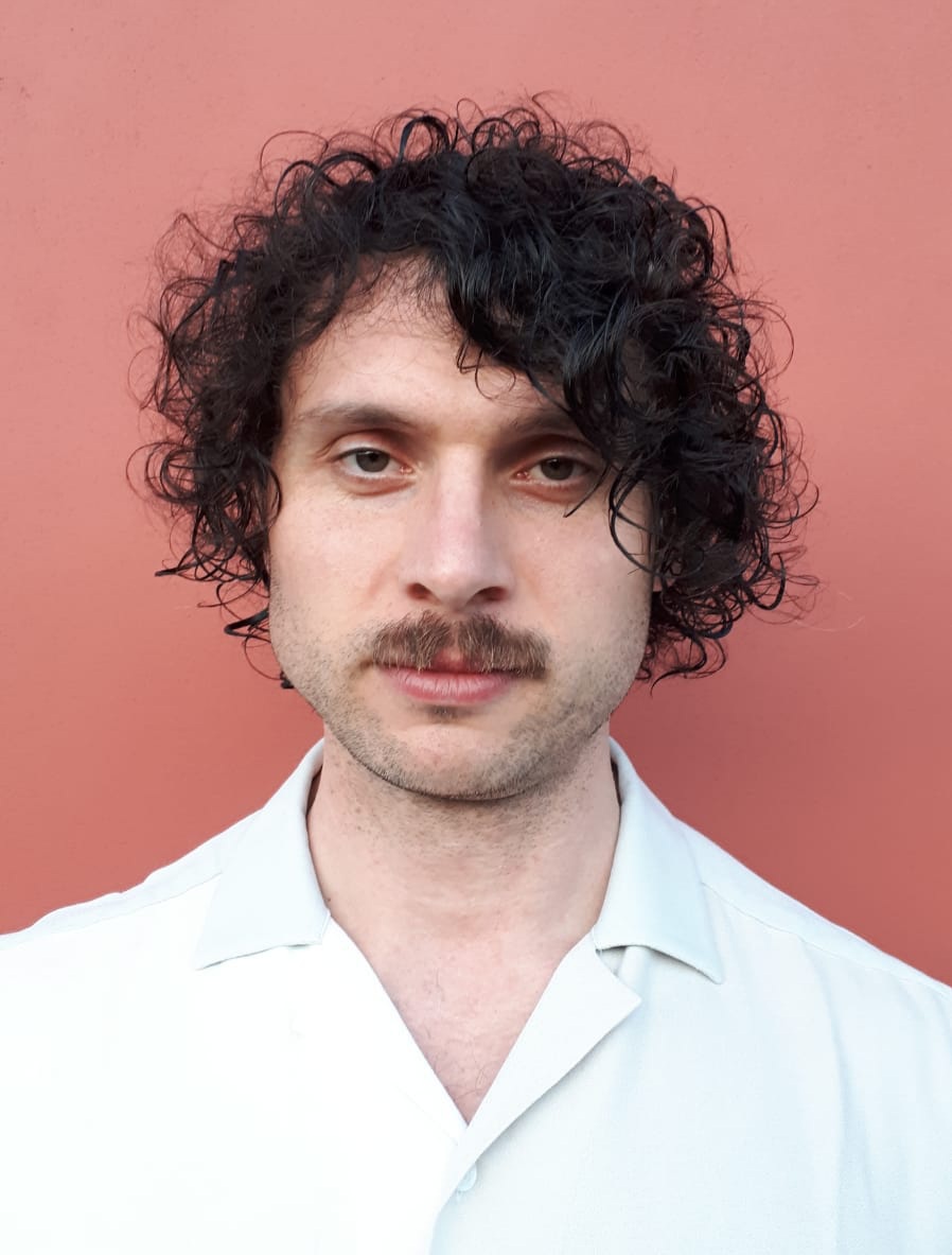 Gene Murphy – The man who walked in circles – The Galway Review